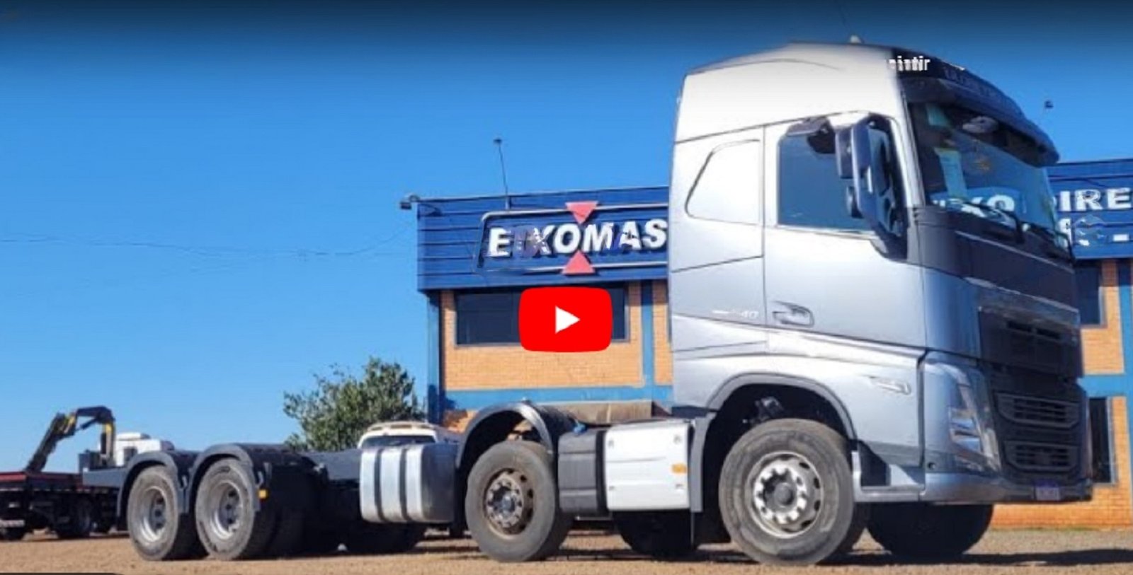 Veja como ficou a transformação de um FH 540 em caminhão com 4 eixos