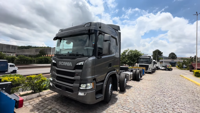 Revelando o novo bitruck da Scania para 2024: tecnologia e desempenho ...